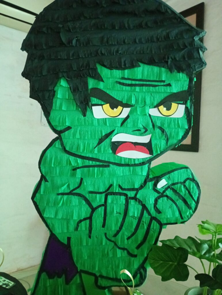 piñata increíble Hull – Piñatas Animadas Mendoza